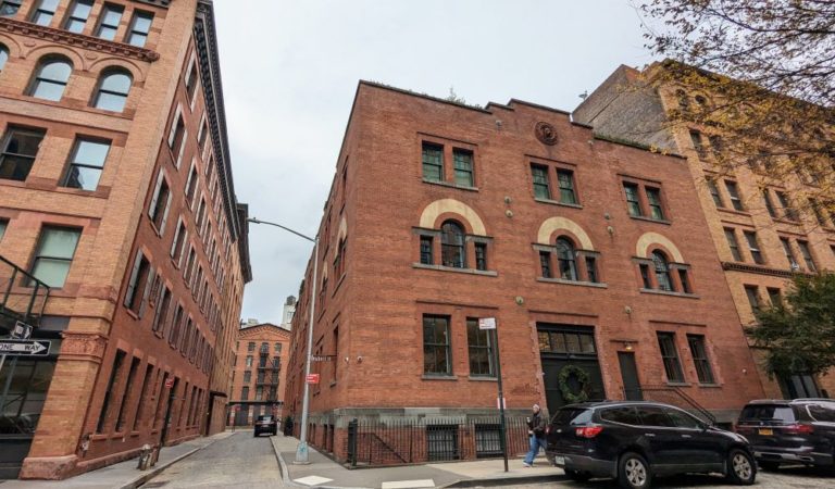 Tribeca Citizen | In the News: A De Niro sale on Collister