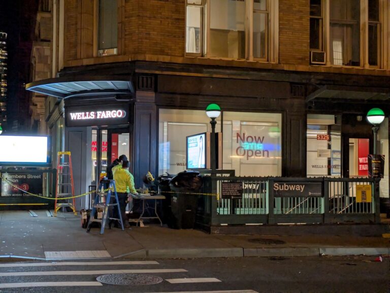 Tribeca Citizen | Wells Fargo is open on Chambers and West Broadway